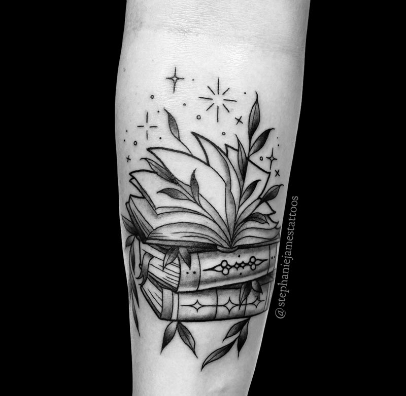 Black and Gray, Linework, Blackwork, Illustrative tattoo by Stephanie James